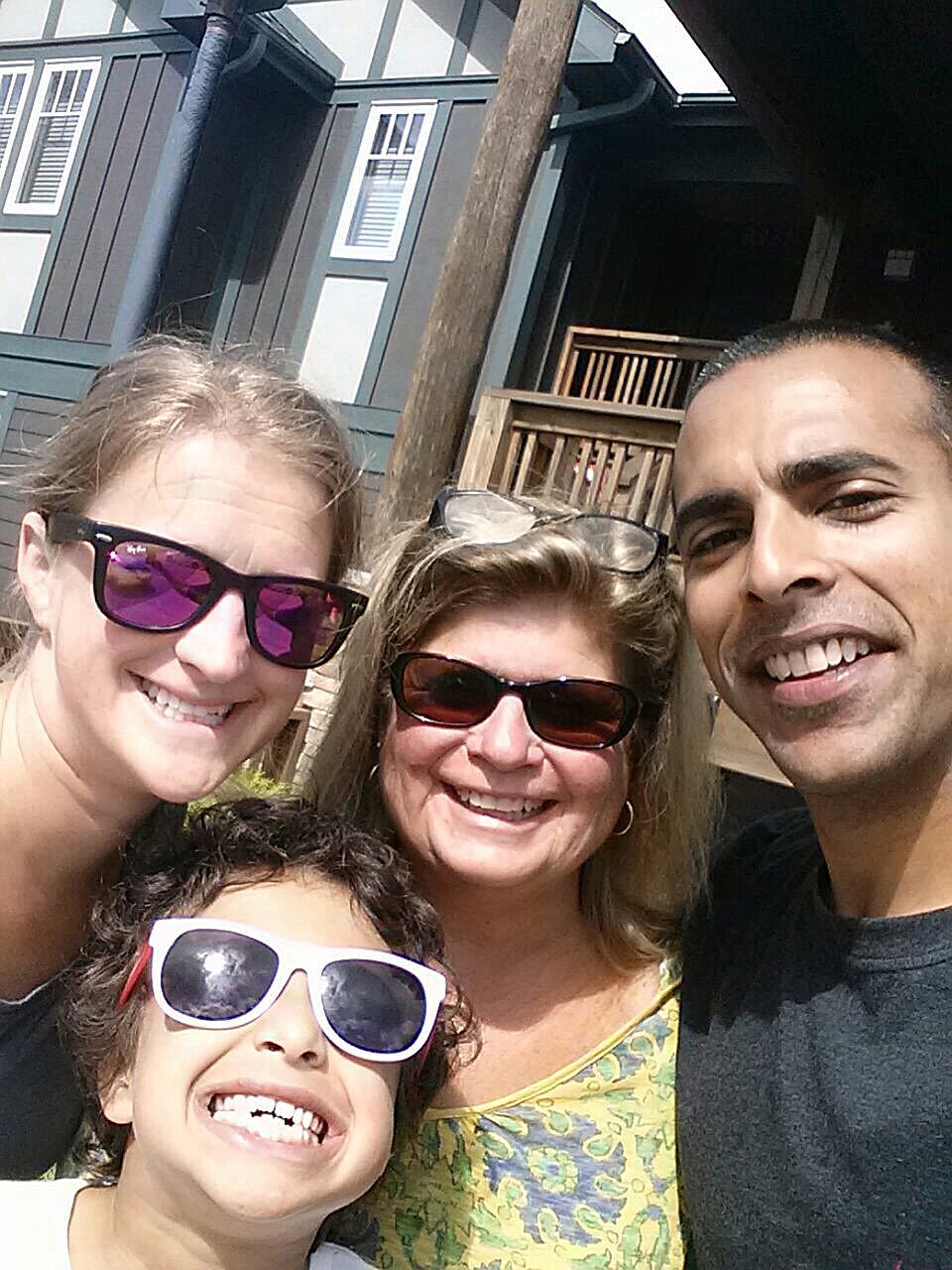 Rex Savage's Instagram, Twitter & Facebook on IDCrawl