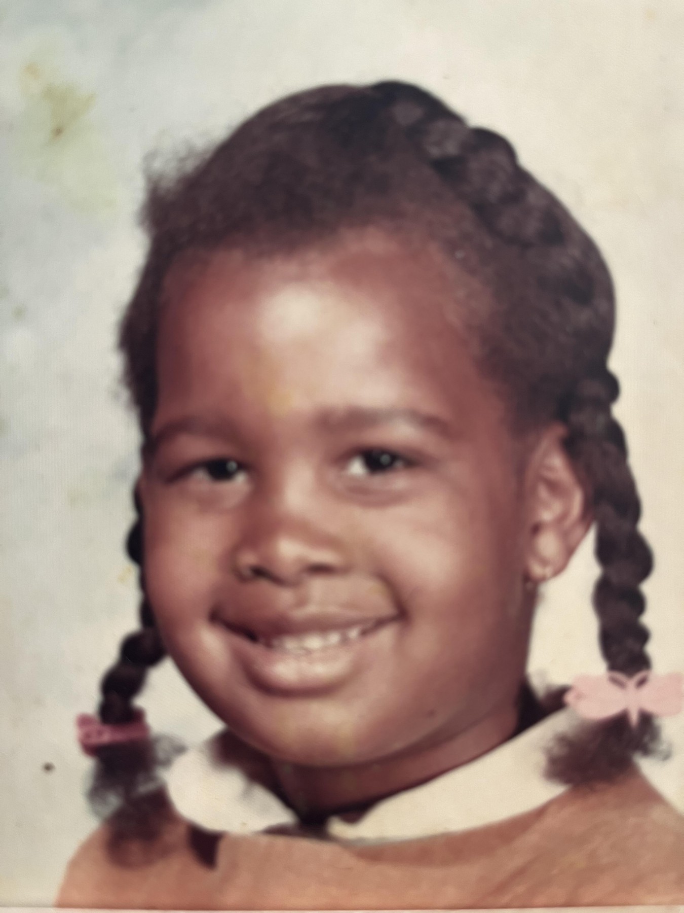 Lauren Burrell's Instagram, Twitter & Facebook on IDCrawl