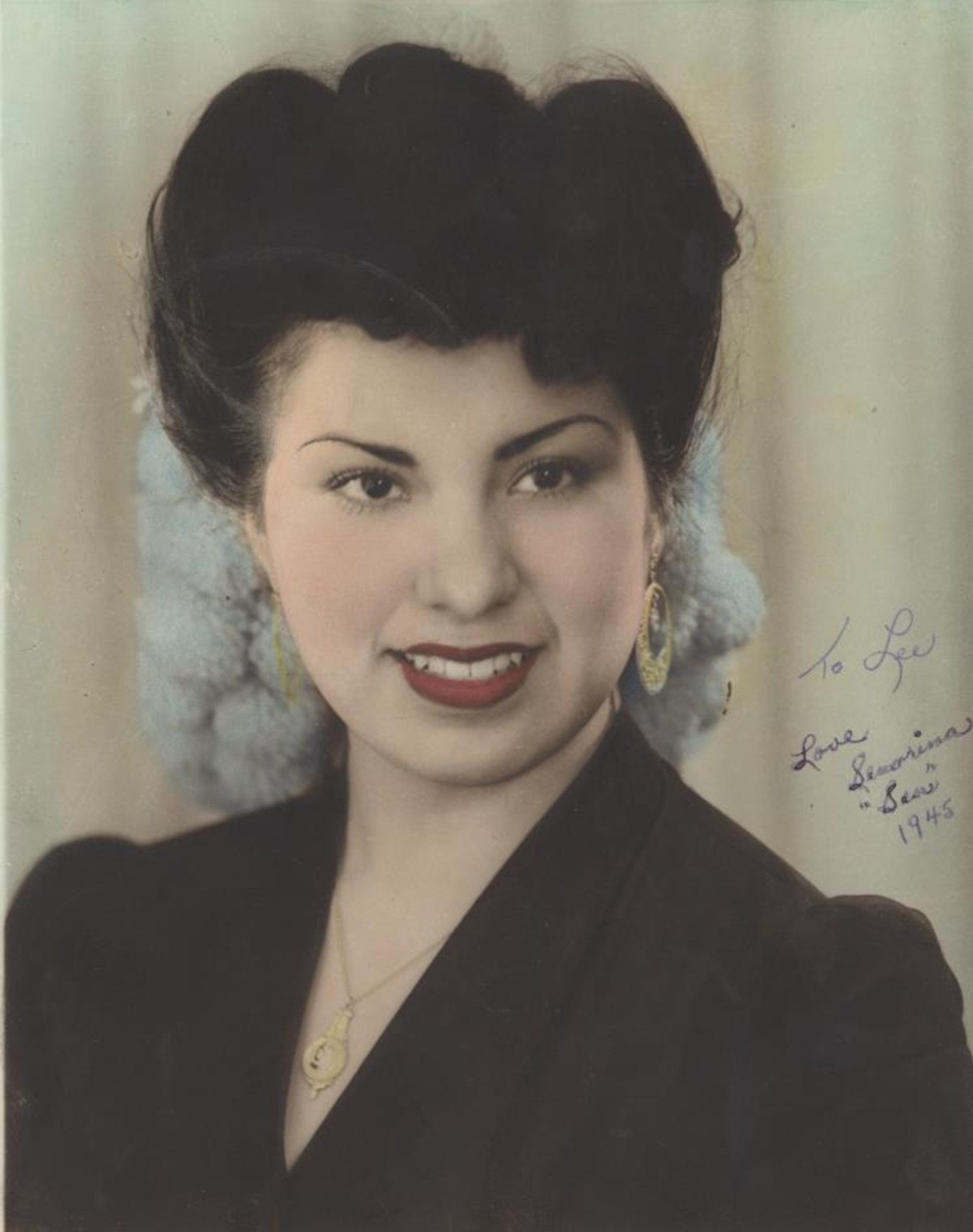 Lisa Acuna's Instagram, Twitter & Facebook on IDCrawl