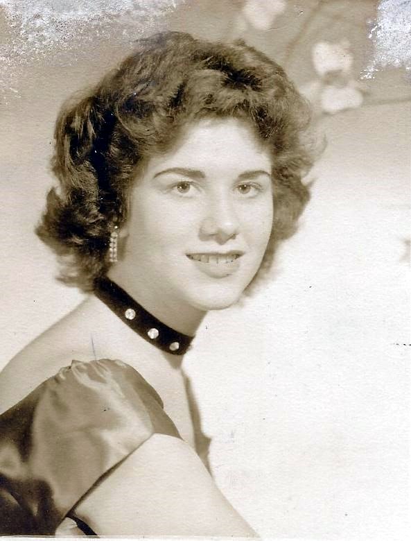 Edna Lopez's Instagram, Twitter & Facebook on IDCrawl