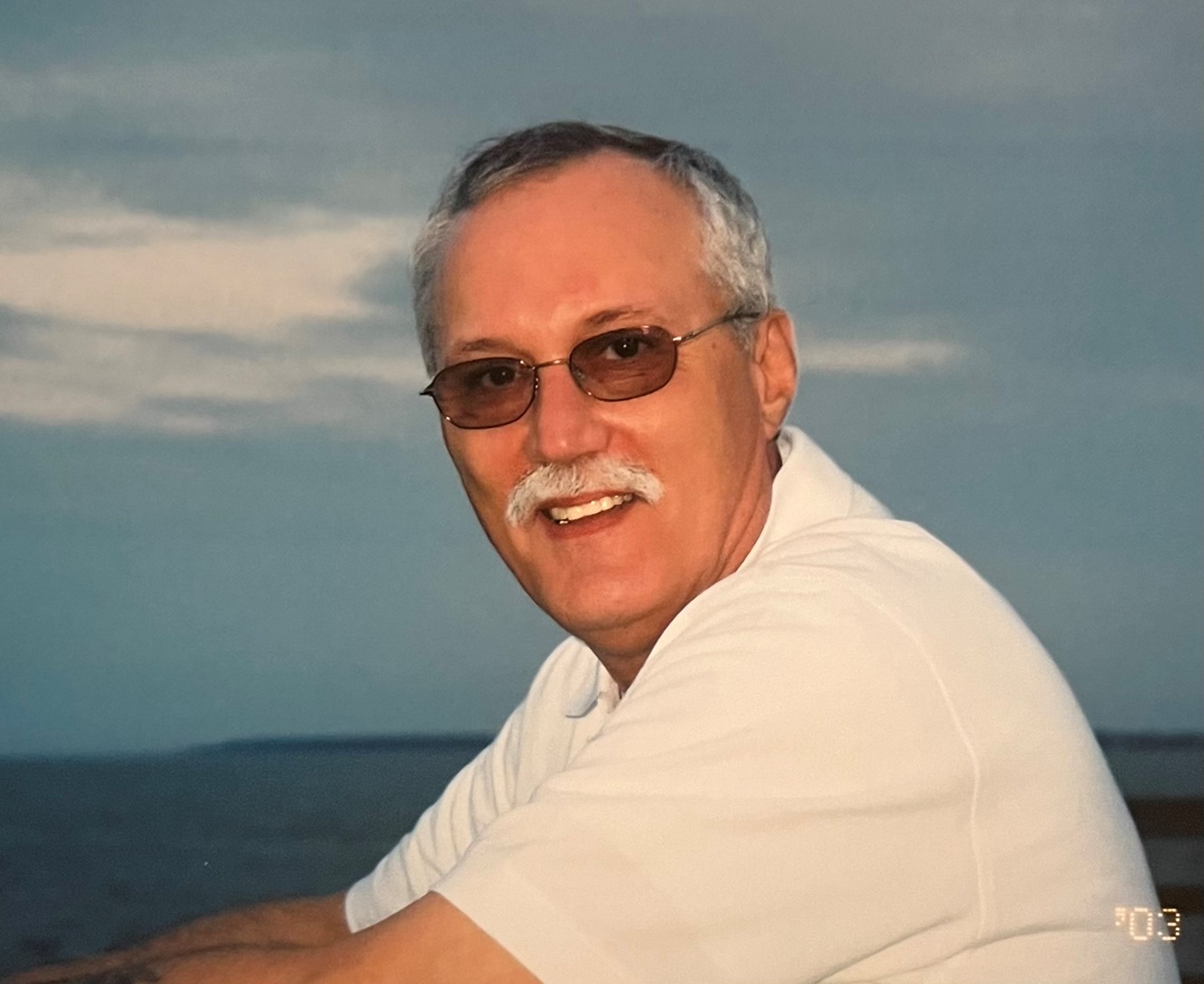 David Cisneros Obituary - Houston, TX