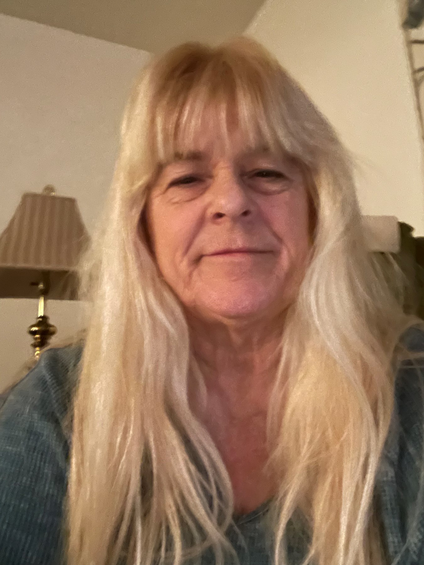 Wanda Larson's Instagram, Twitter & Facebook on IDCrawl