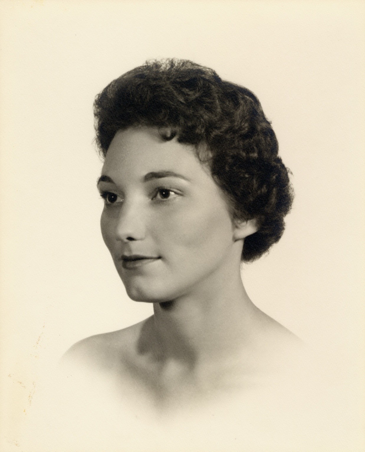 Mary Magill's Instagram, Twitter & Facebook on IDCrawl