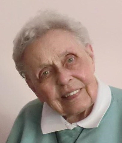 Laura M. Waz Obituary - Centerbrook, CT