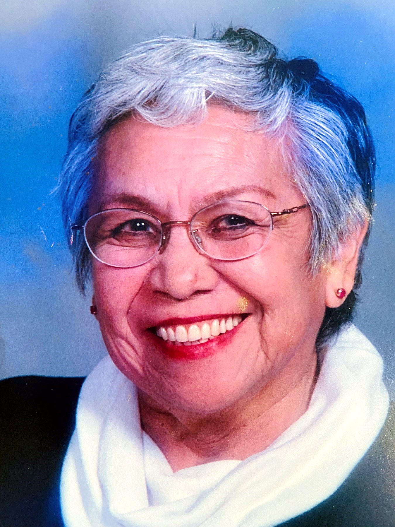 Gloria Rapoza Obituary - Bellevue, WA