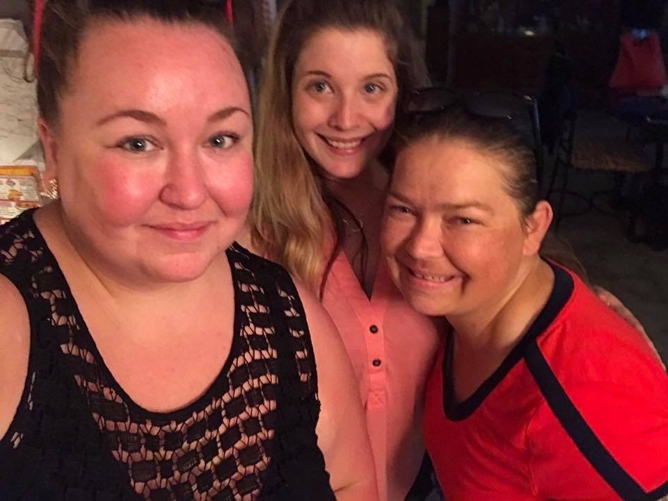 Aimee Mills's Instagram, Twitter & Facebook on IDCrawl