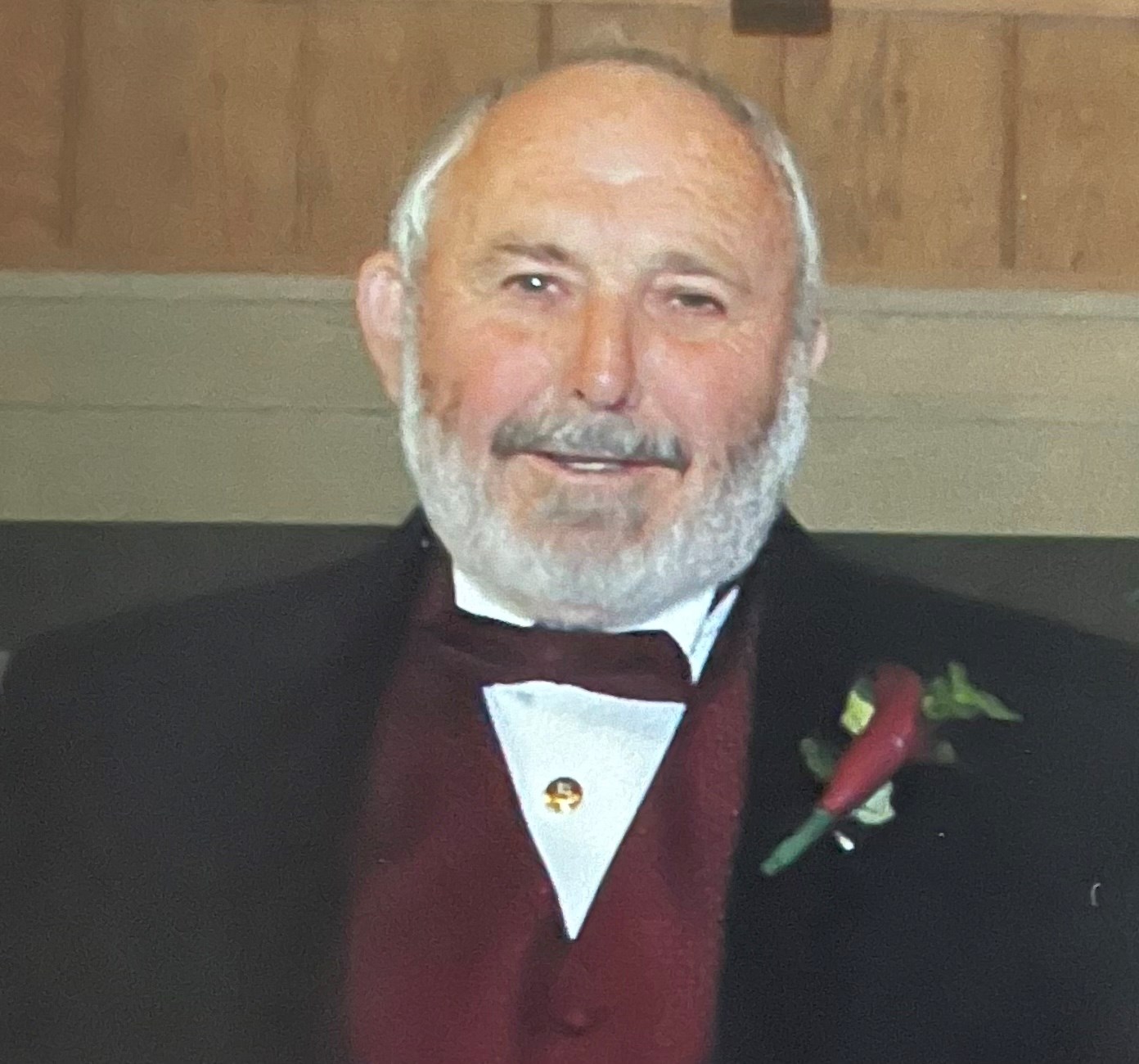 Charles Schofield's Instagram, Twitter & Facebook on IDCrawl