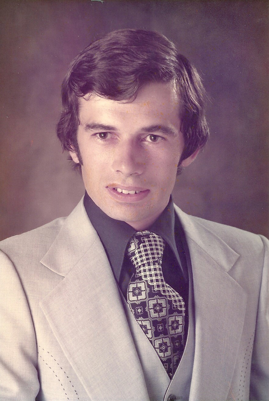 Leslie Wall's Instagram, Twitter & Facebook on IDCrawl