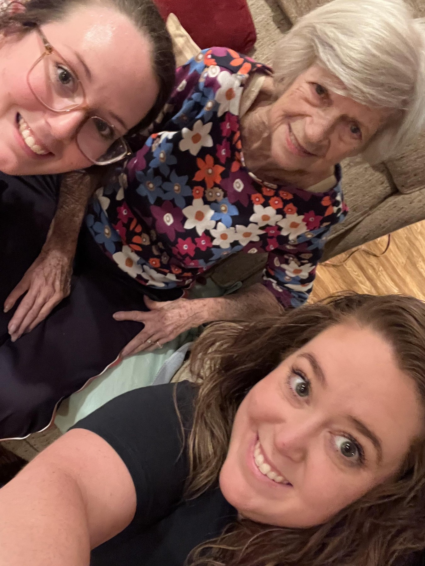 Kim Holifield's Instagram, Twitter & Facebook on IDCrawl