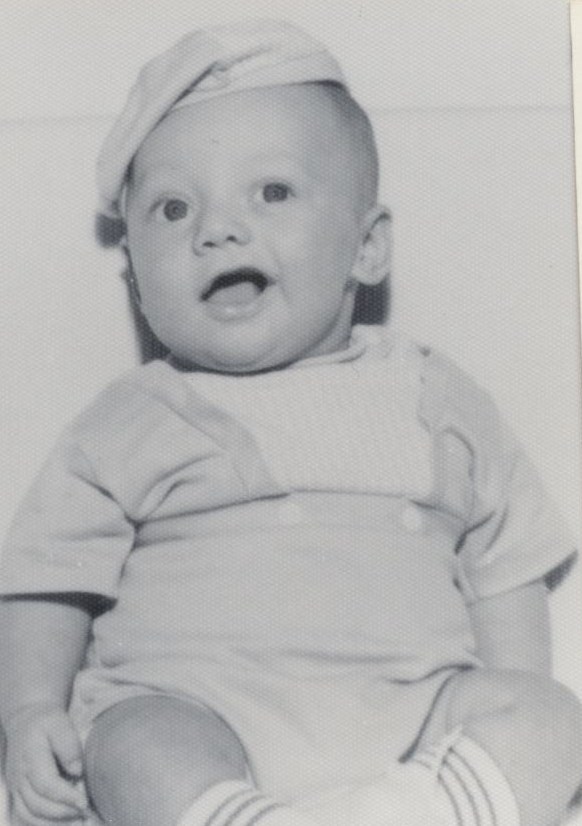 Julie Shultz's Instagram, Twitter & Facebook on IDCrawl