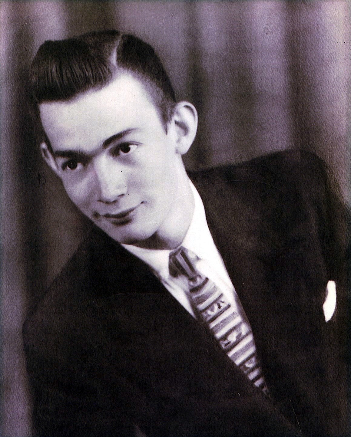 Maggie Santos's Instagram, Twitter & Facebook on IDCrawl