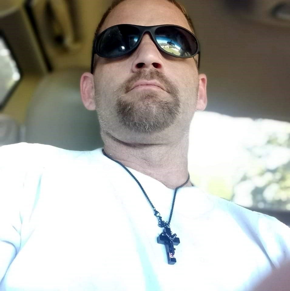 Jason Bennett's Instagram, Twitter & Facebook on IDCrawl