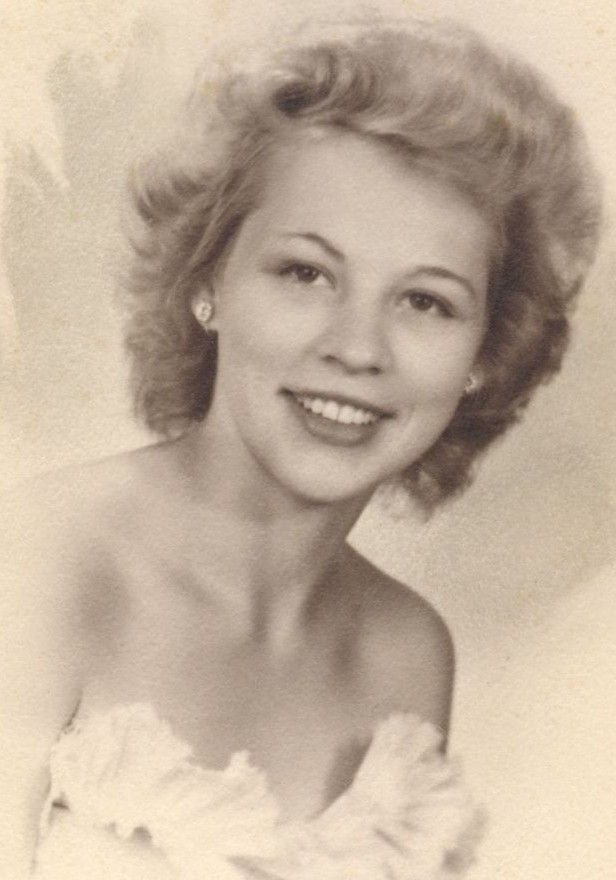 Laura Brooks's Instagram, Twitter & Facebook on IDCrawl