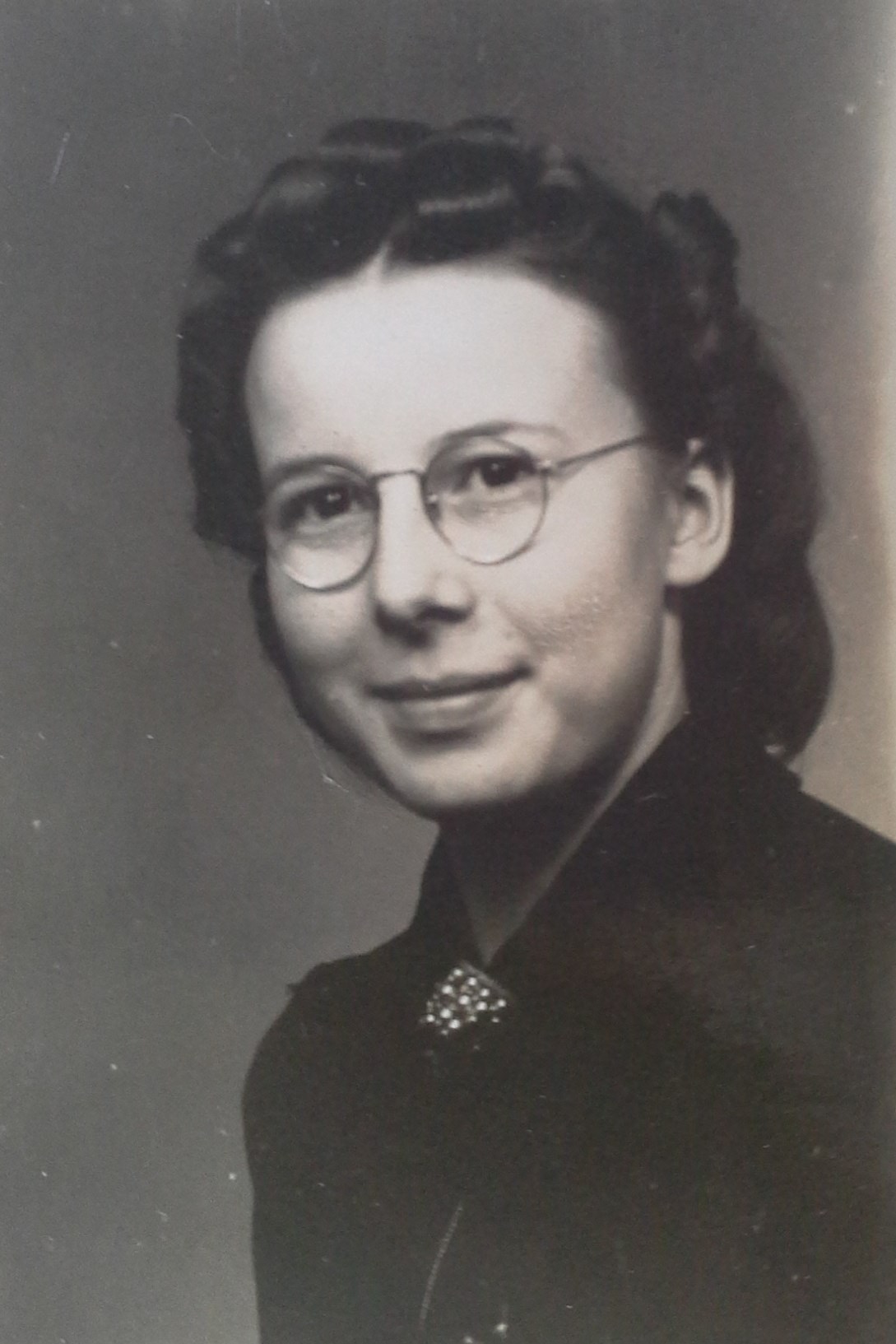 Anna Merrill's Instagram, Twitter & Facebook on IDCrawl