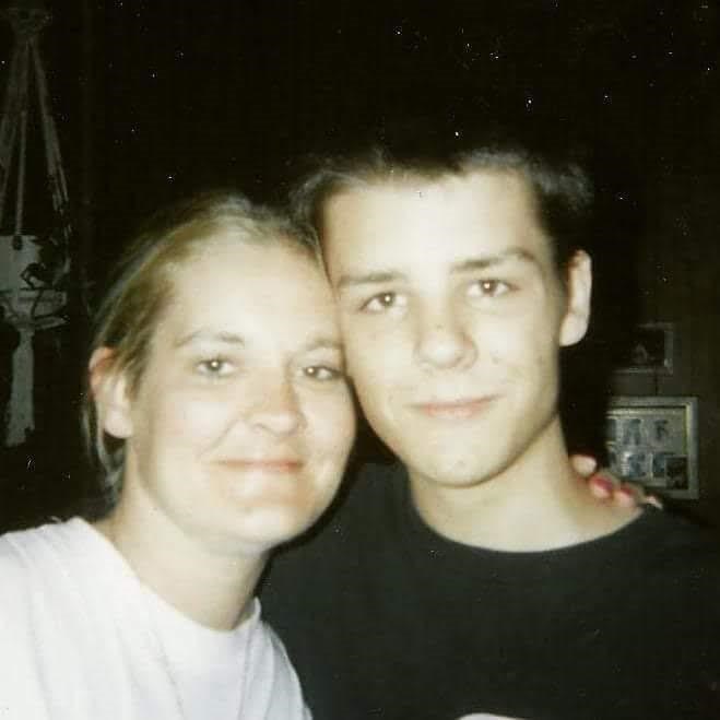 Hailey Woodward's Instagram, Twitter & Facebook on IDCrawl