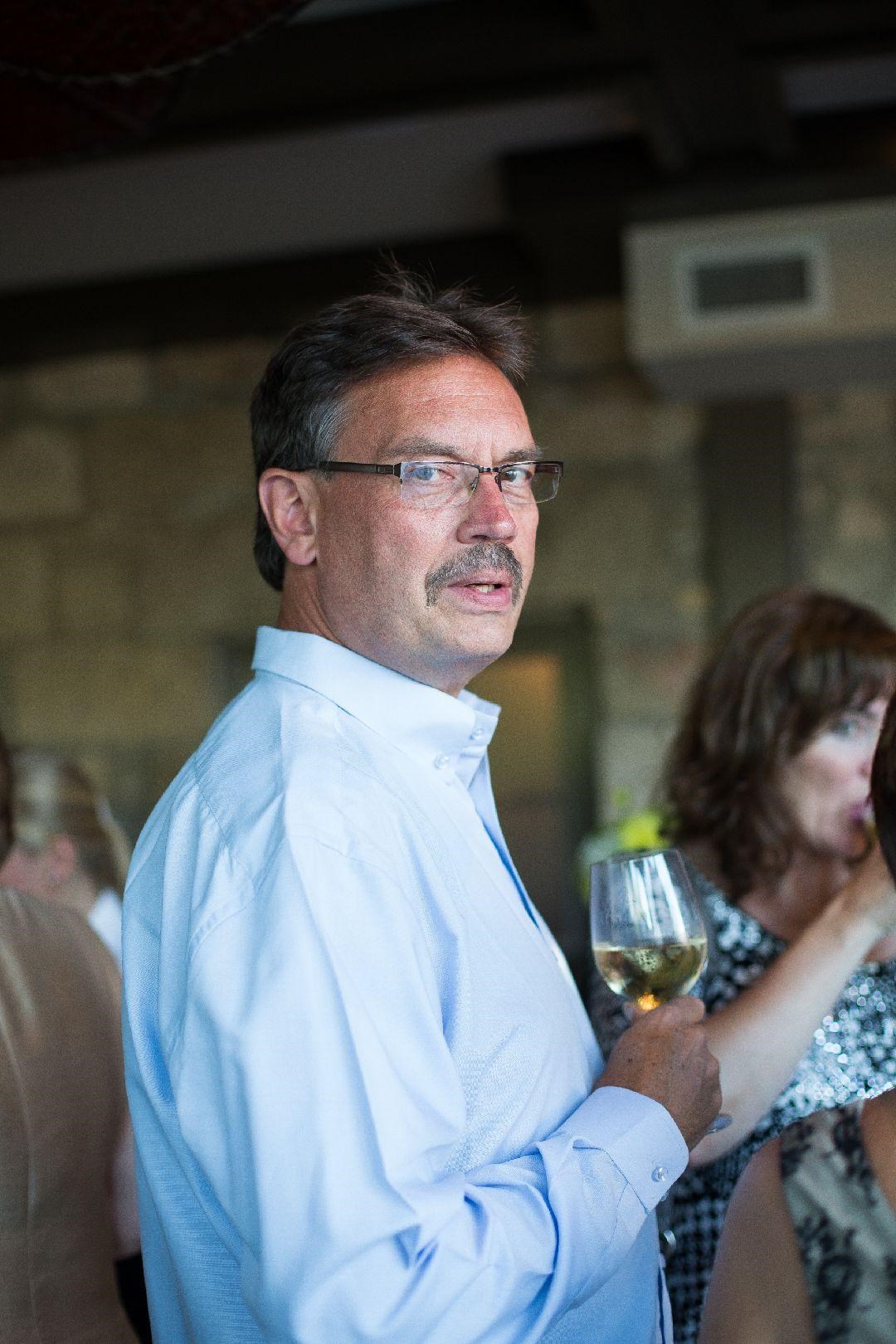 Robert 'Bob' N. Henneman Obituary - Cambridge, ON