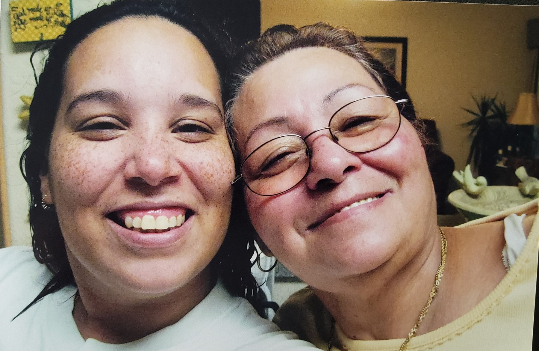 Nancy Perez's Instagram, Twitter & Facebook on IDCrawl