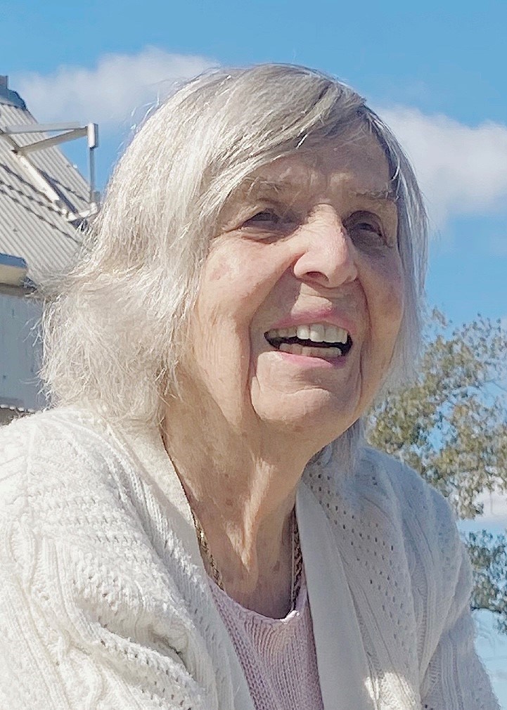 Helga Mitze Obituary - Hicksville, NY