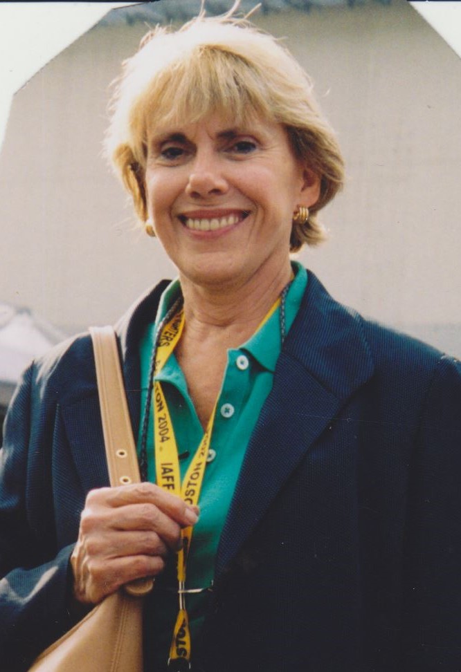 Gloria R. Combe Obituary - Livonia, MI