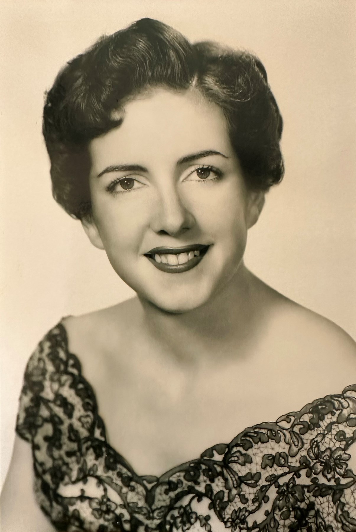 Rilla Griffin Obituary - Corona Del Mar, CA