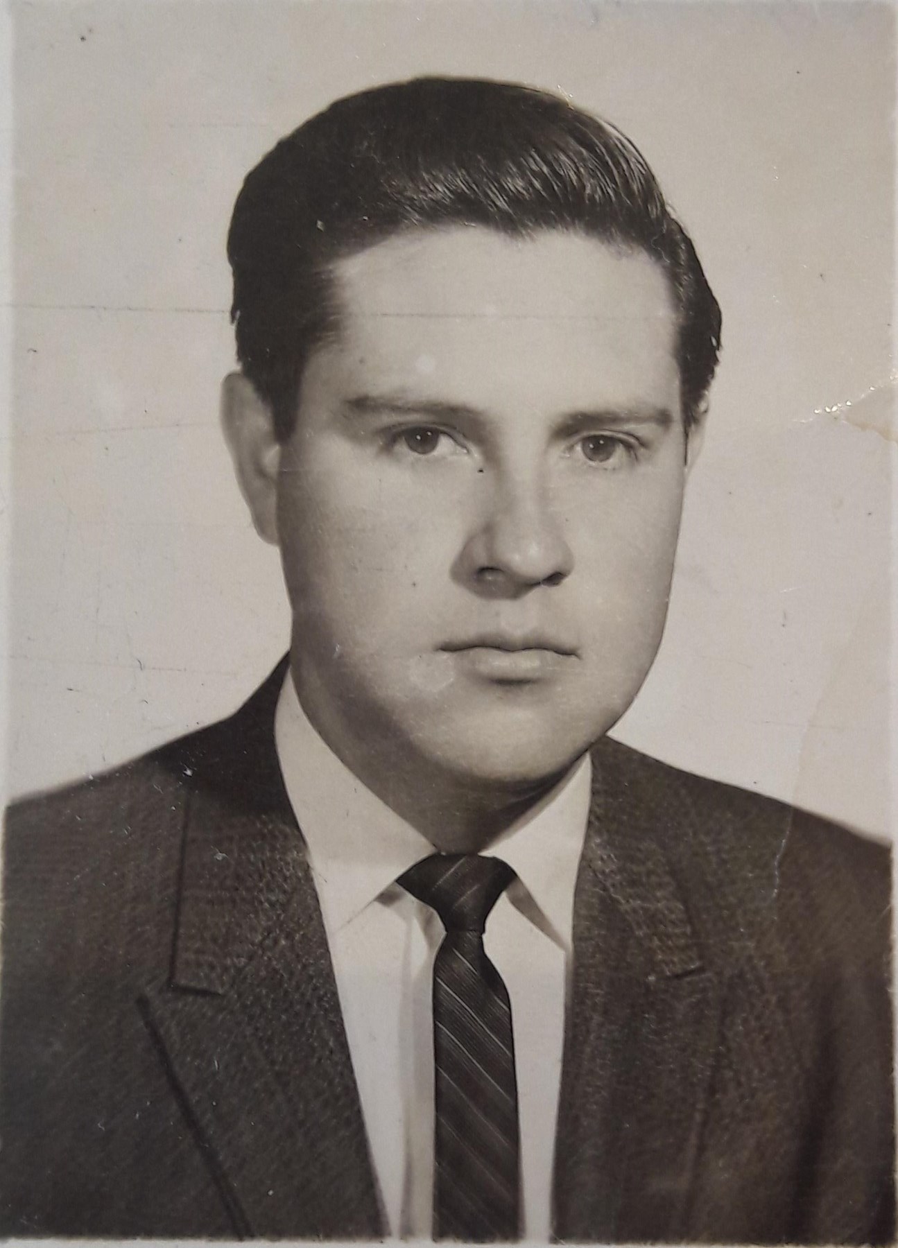 Salvador Perales Esparza Obituary - El Paso, TX