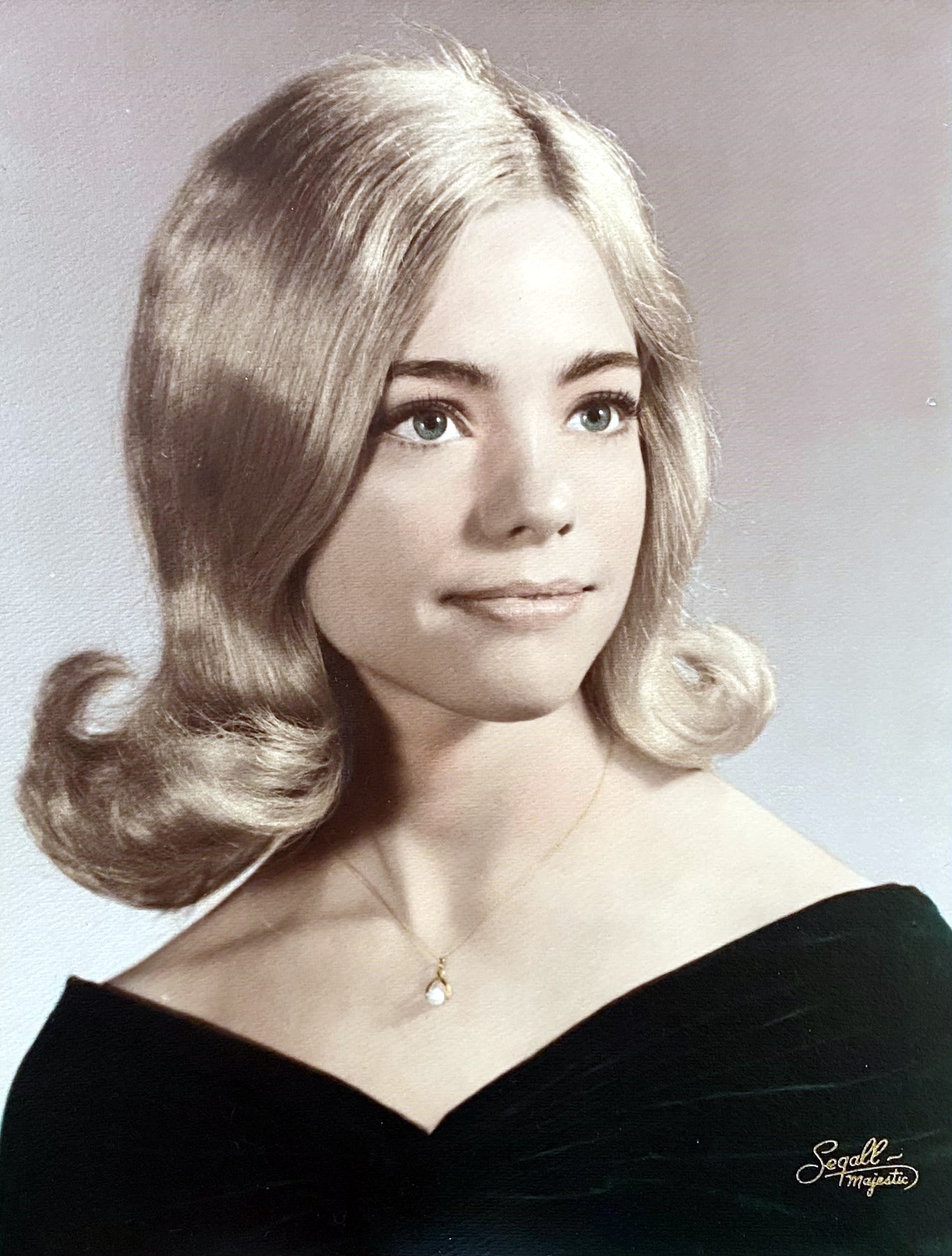 Patricia Martz's Instagram, Twitter & Facebook on IDCrawl