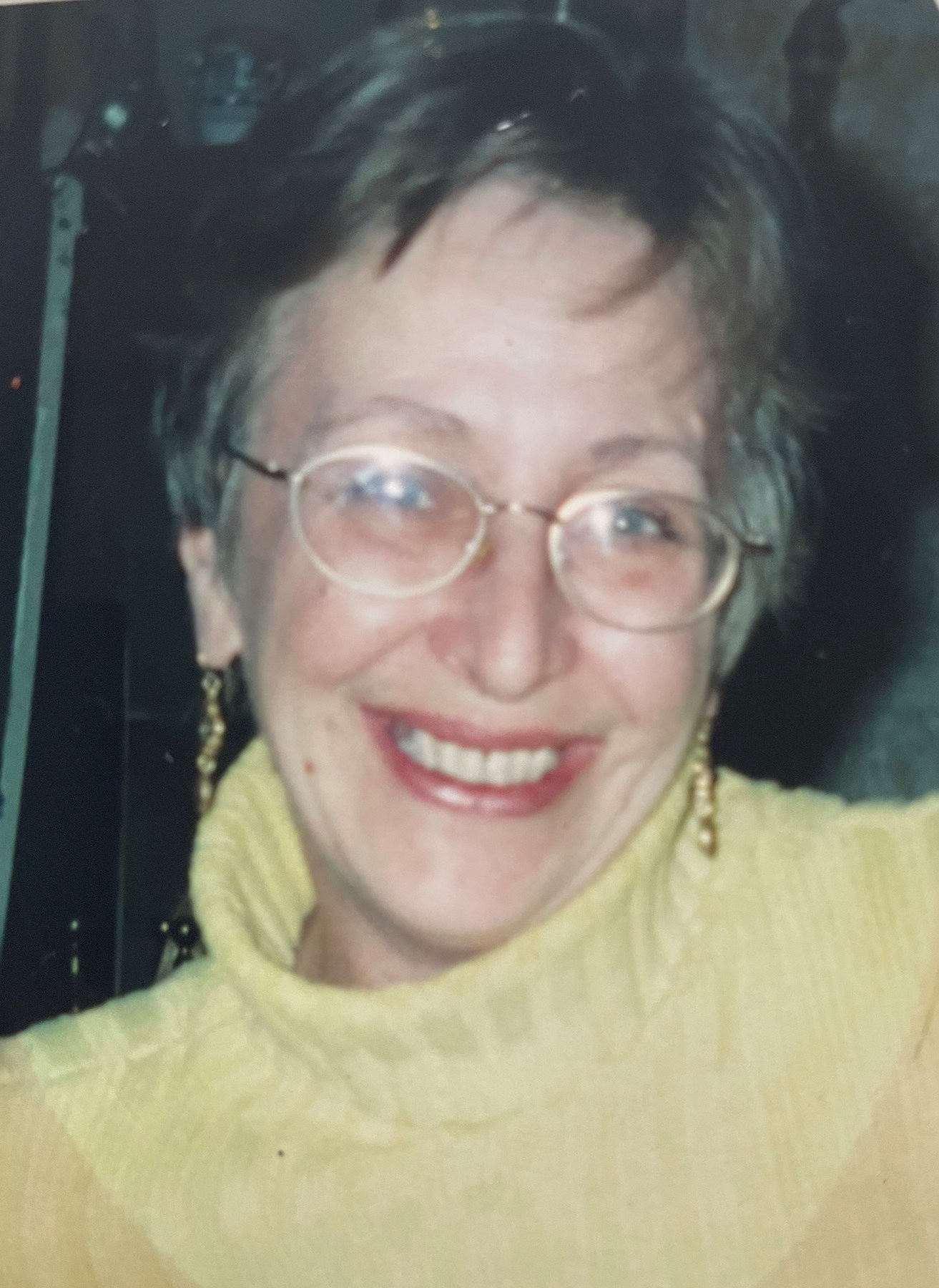 Elaine Reynolds's Instagram, Twitter & Facebook on IDCrawl