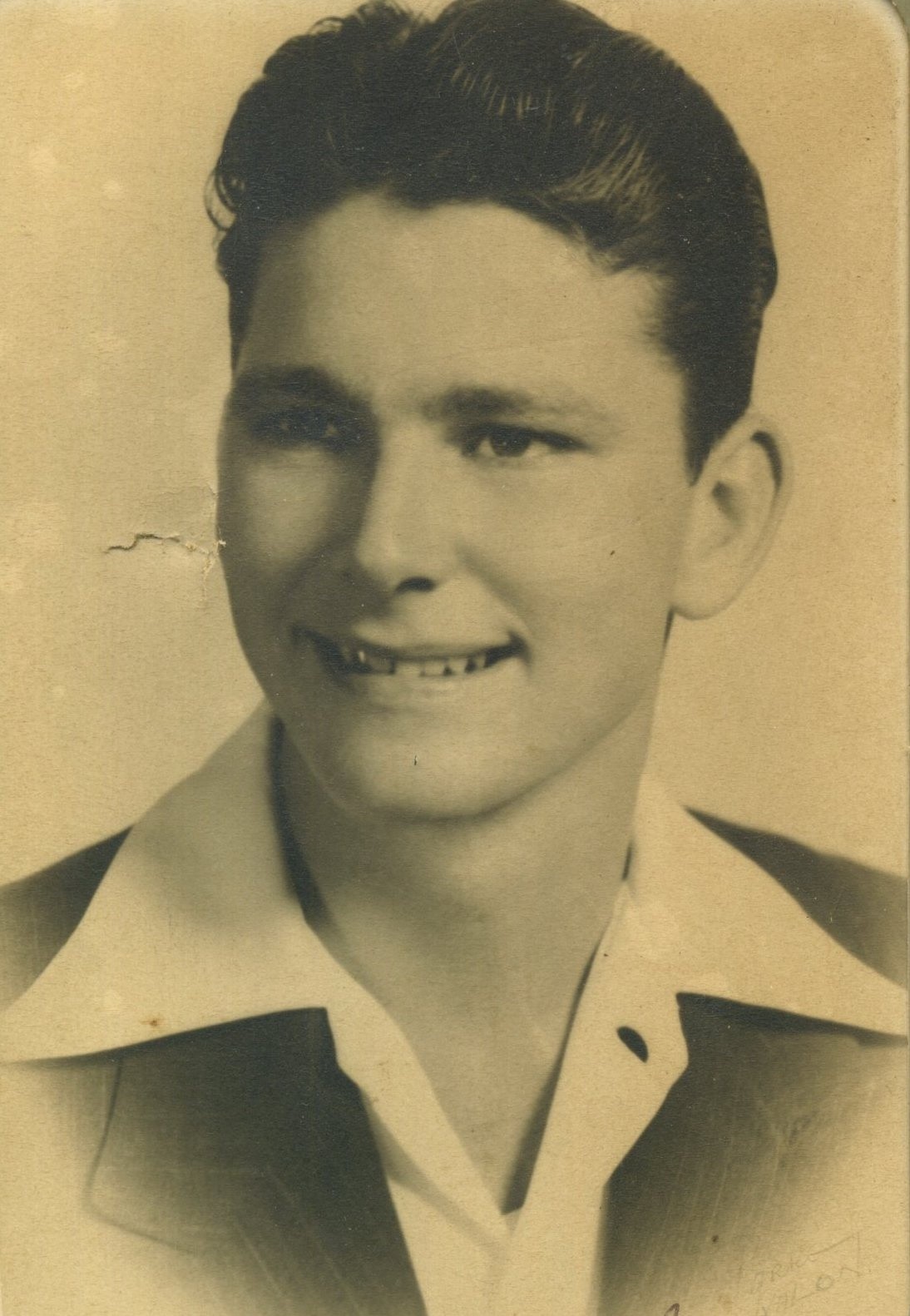 Thomas Dutton's Instagram, Twitter & Facebook on IDCrawl