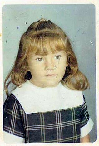 Rebecca Castaneda's Instagram, Twitter & Facebook on IDCrawl