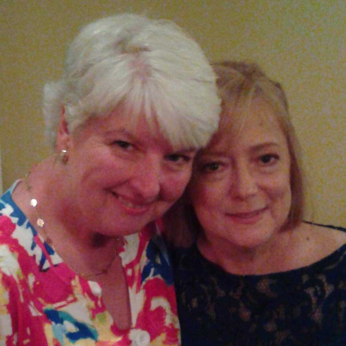 Karen Wing's Instagram, Twitter & Facebook on IDCrawl