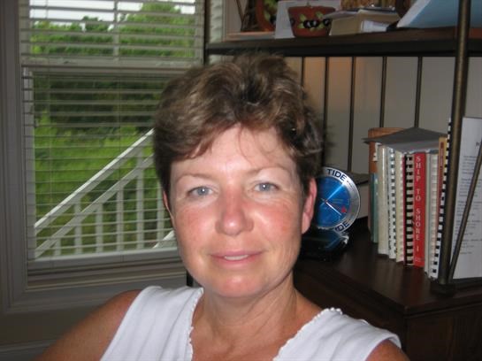 Elizabeth Hobson's Instagram, Twitter & Facebook on IDCrawl