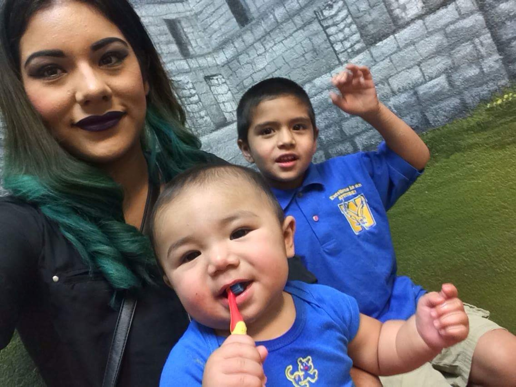 Mercedes Carvajal's Instagram, Twitter & Facebook on IDCrawl