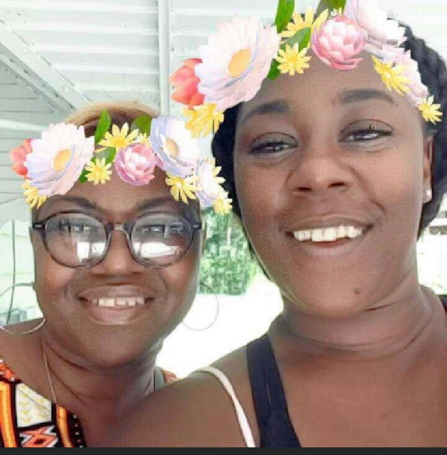 Stacey Kelly's Instagram, Twitter & Facebook on IDCrawl