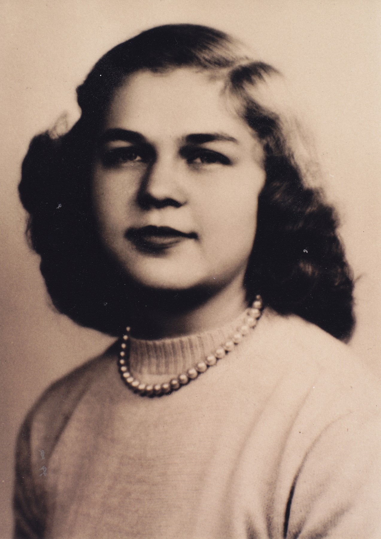 Mary Ackerman's Instagram, Twitter & Facebook on IDCrawl