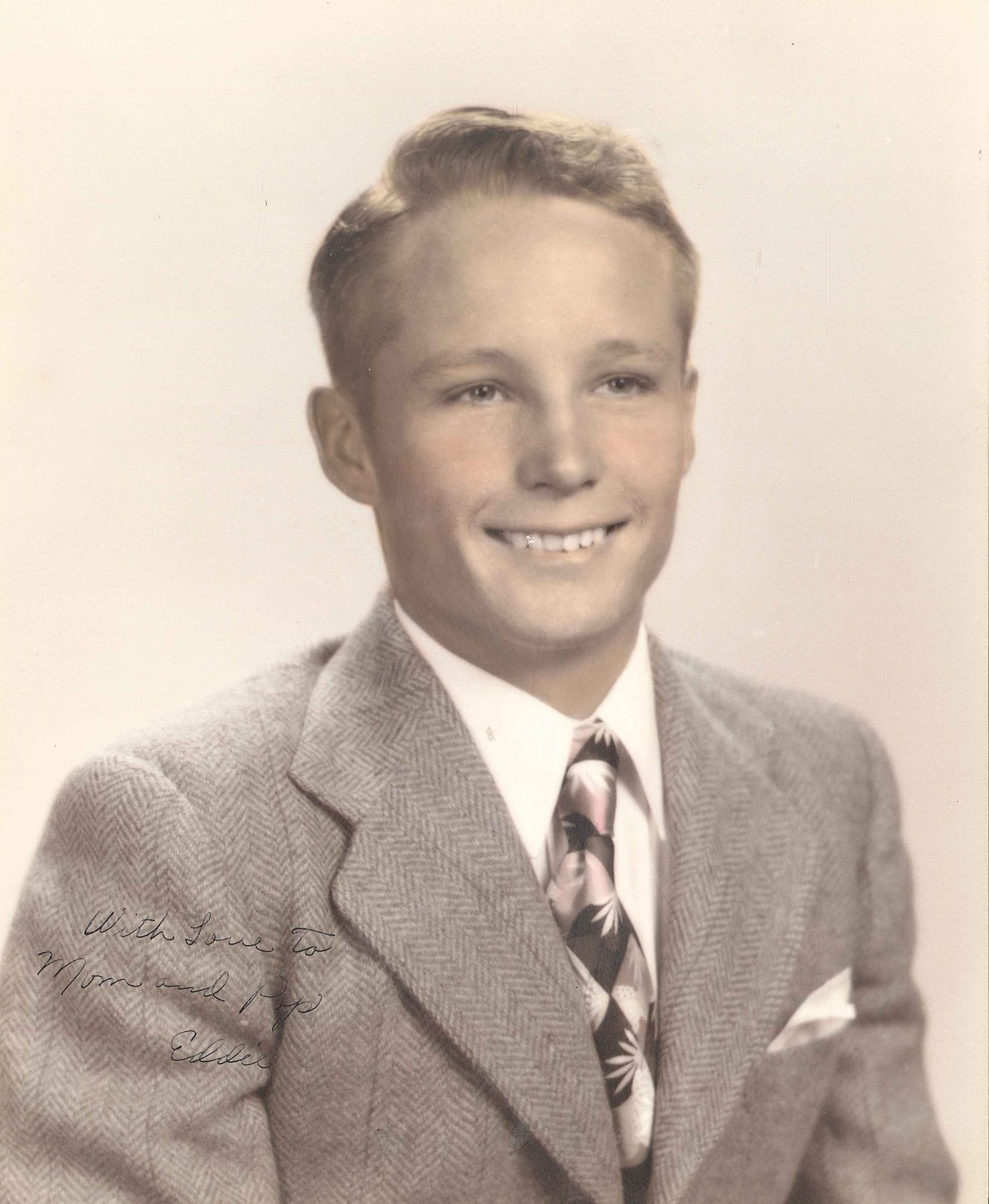 James Scales's Instagram, Twitter & Facebook on IDCrawl