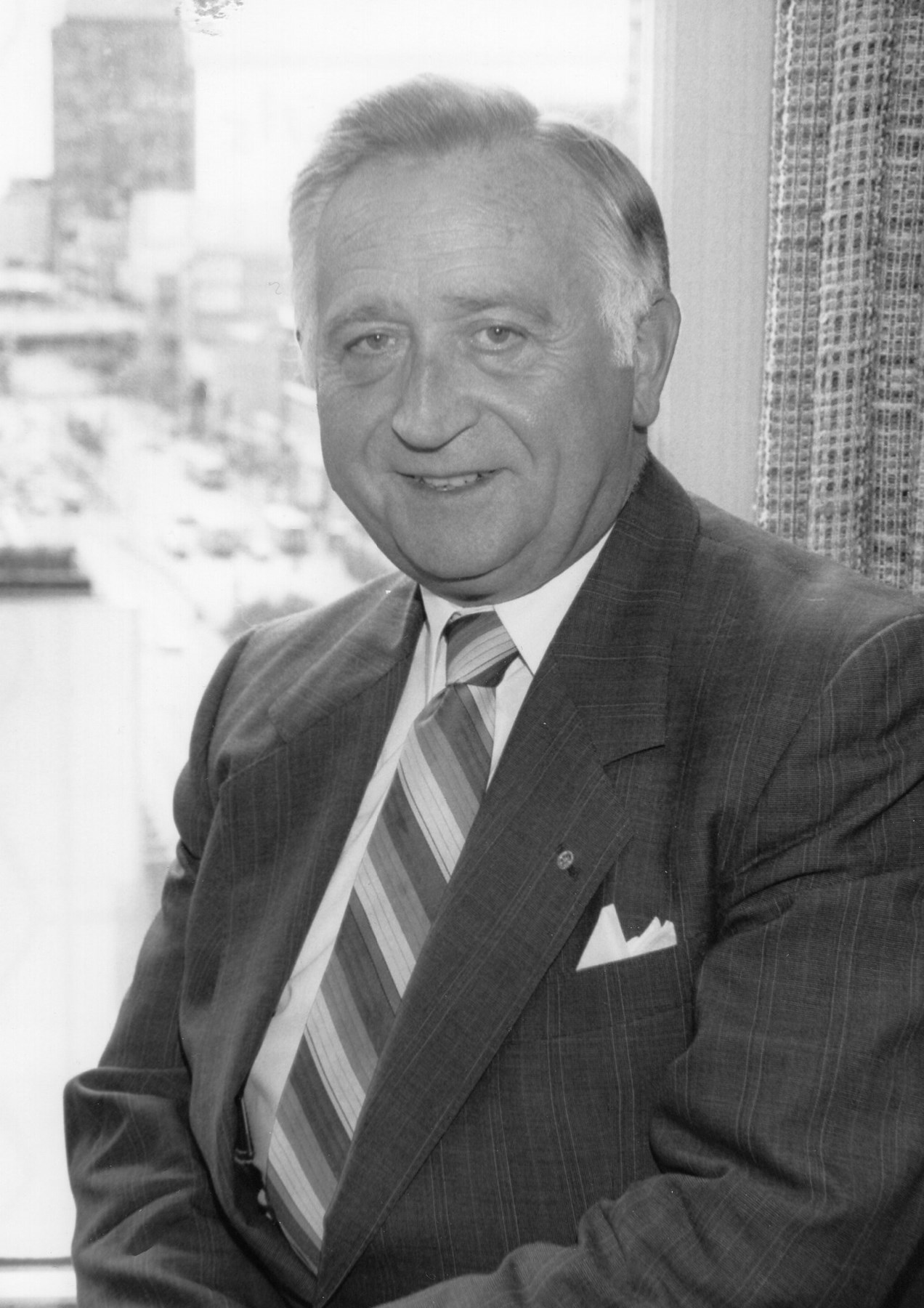 Arthur Alexander Mills Obituary - Kitchener, ON