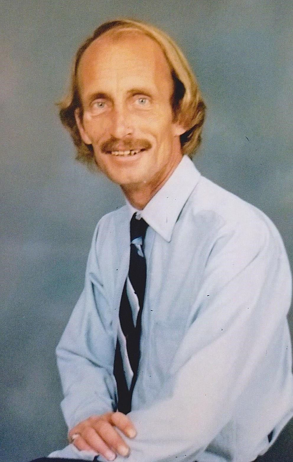 Carl Schroeder Obituary - Arnold, MO