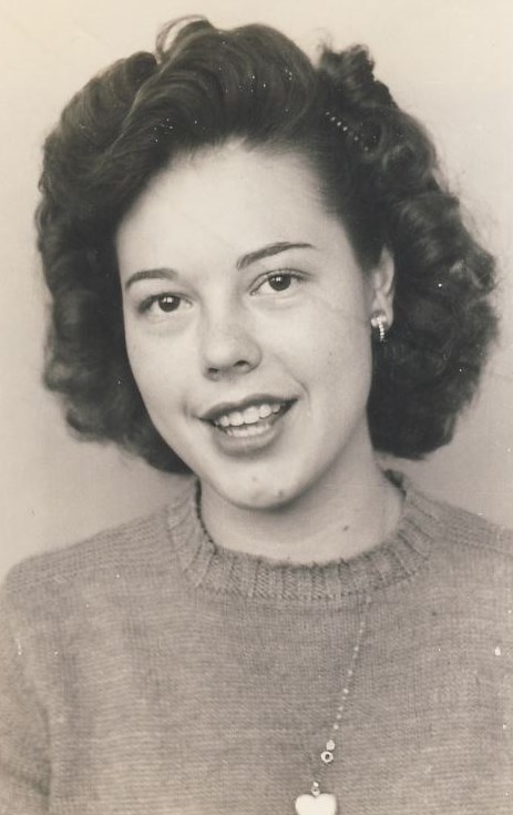 Jessica Pewitt's Instagram, Twitter & Facebook on IDCrawl