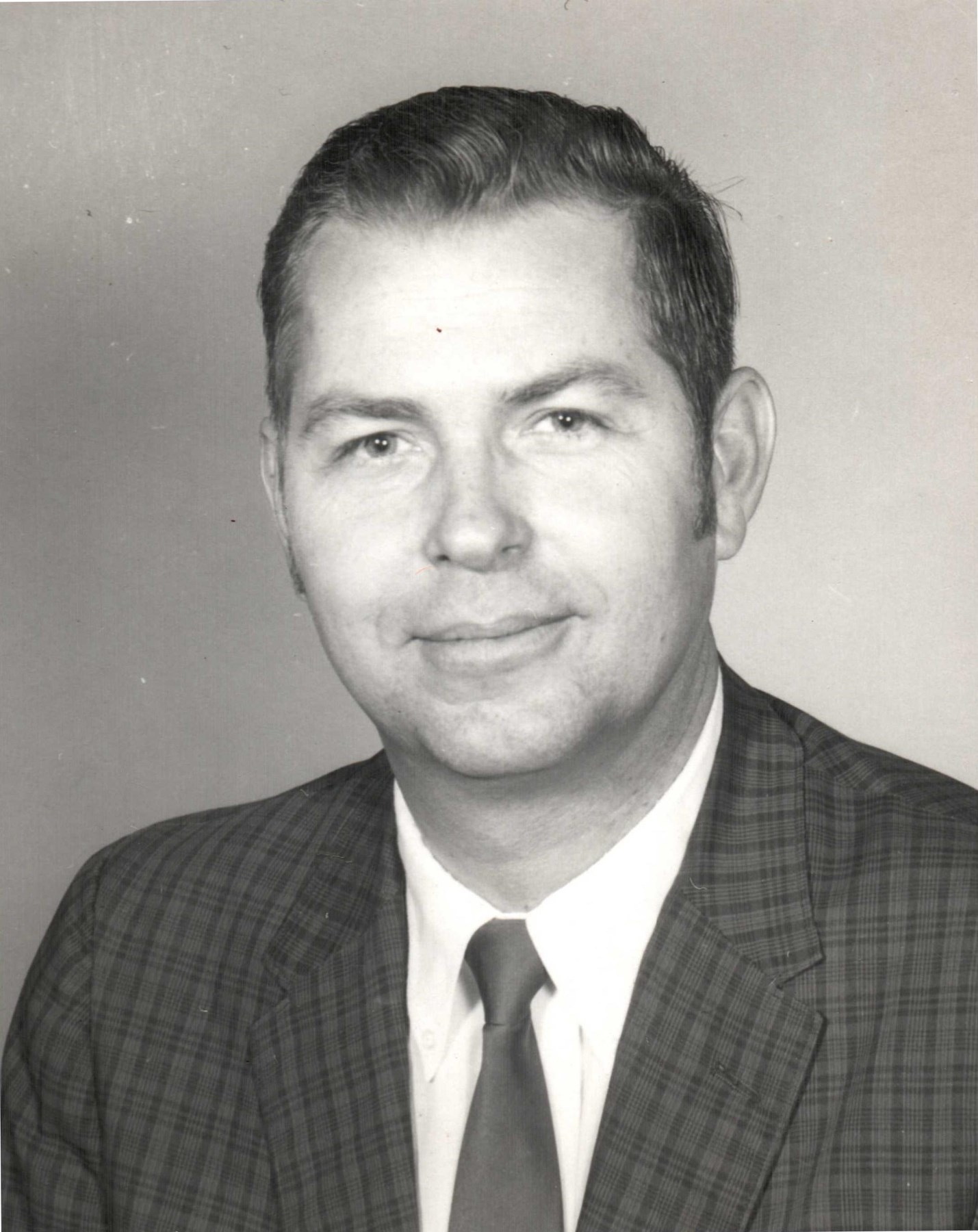 William "Bill" Kenneth Kinnaw Obituary - Kansas City, MO