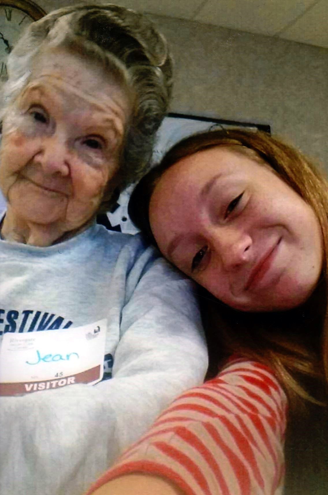 Lisa Cusumano's Instagram, Twitter & Facebook on IDCrawl