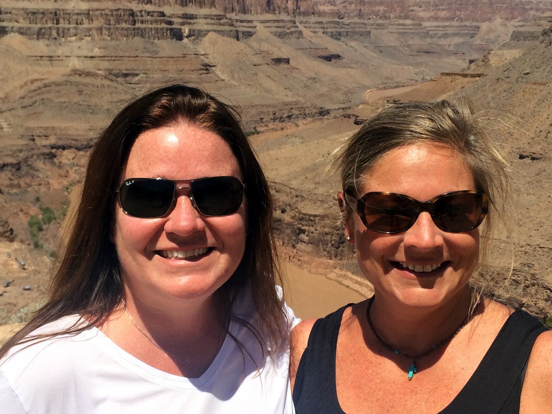 Theresa Benton's Instagram, Twitter & Facebook on IDCrawl