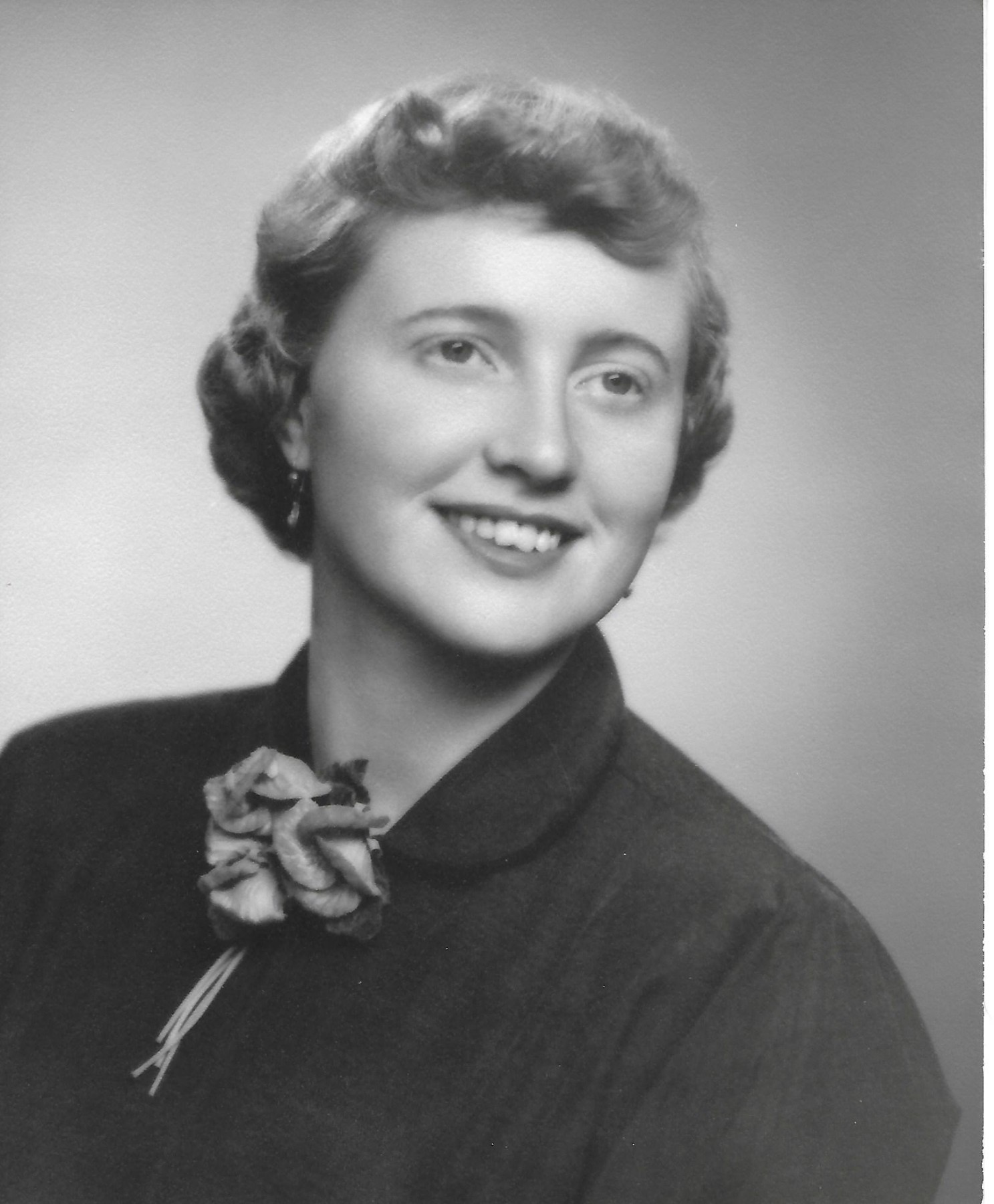 Anna Russell's Instagram, Twitter & Facebook on IDCrawl